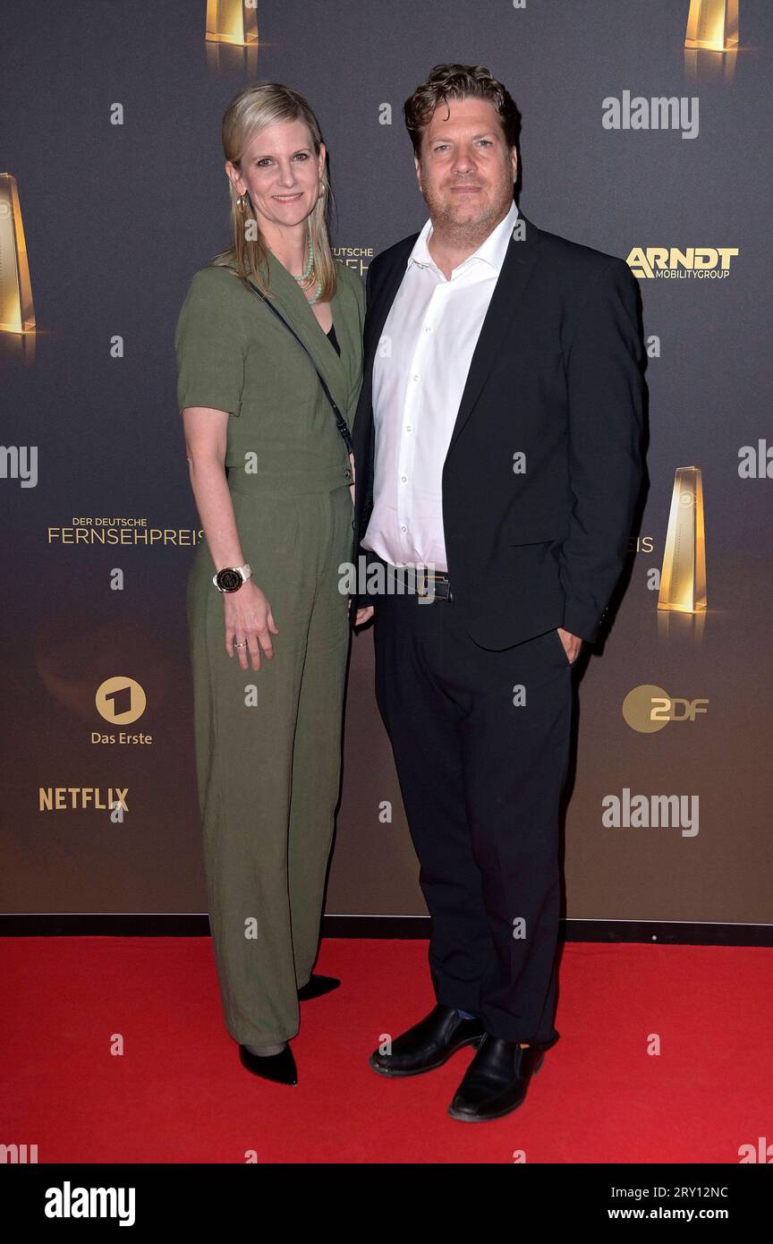 Dorothea Jacob und Arnim Butzen bei der Verleihung des Deutschen ...