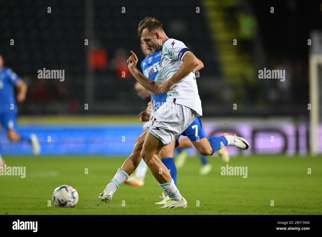 Norbert Gyomber (Salernitana)Stiven Shpendi (Empoli) during the Italian ...