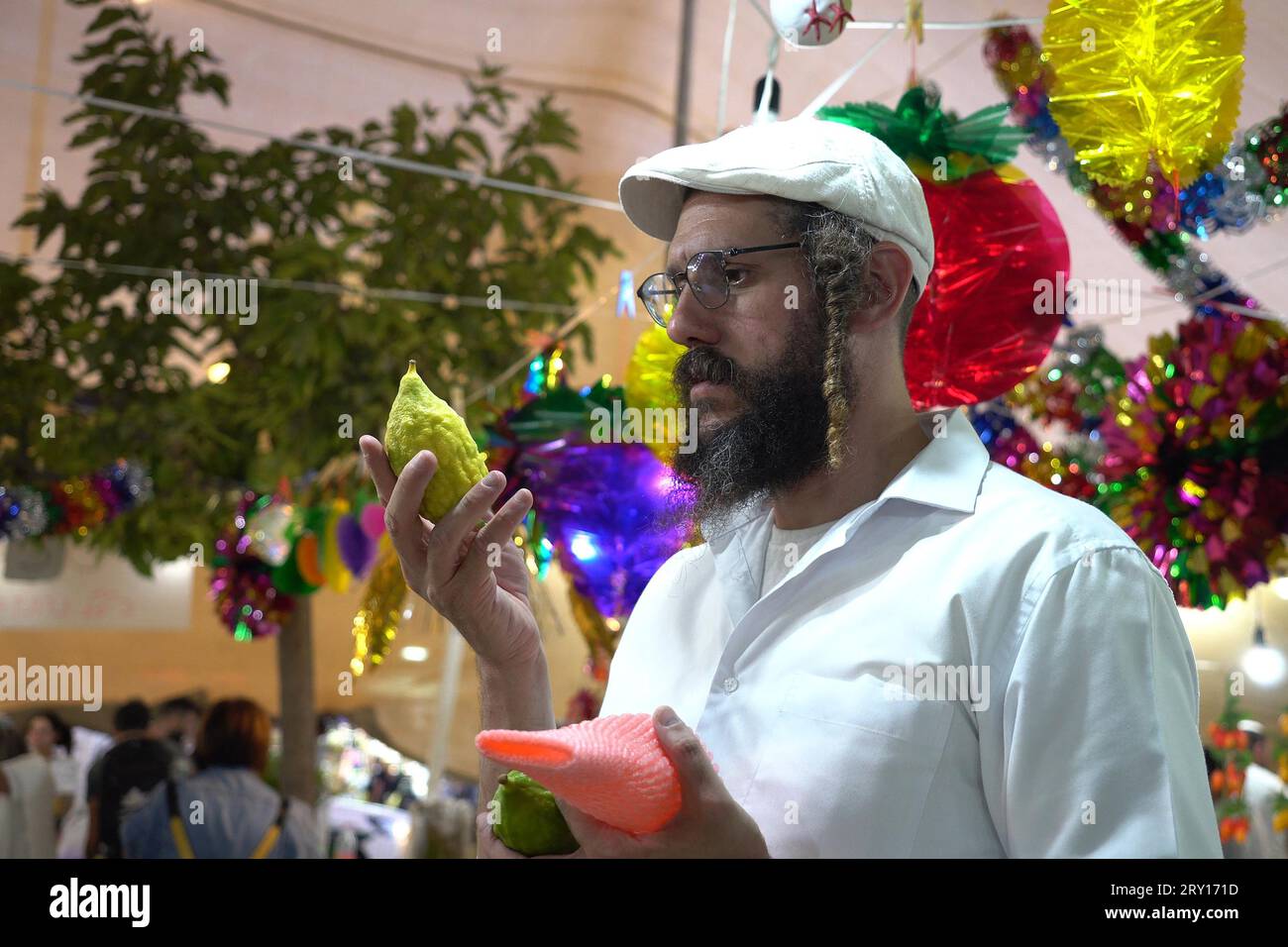 Jewish pilgrimage festivals hi-res stock photography and images - Alamy