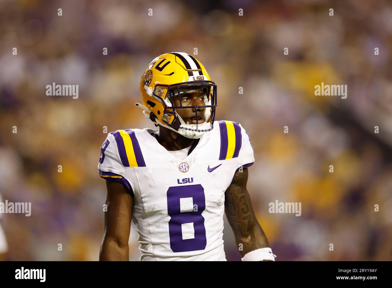 LSU wide receiver Malik Nabers (8) looks to the sideline during an NCAA ...