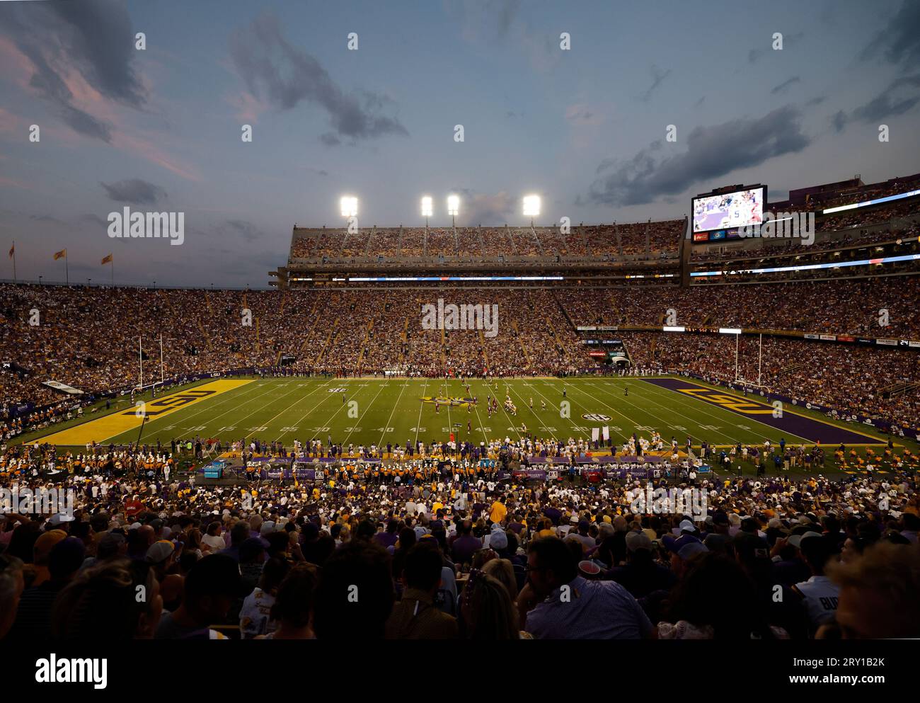 LSU's Tiger Stadium in a general "GV" midfield view from the upper ...