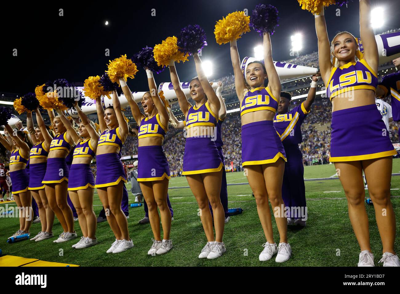 LSU cheerleaders perform during an NCAA college football game against ...
