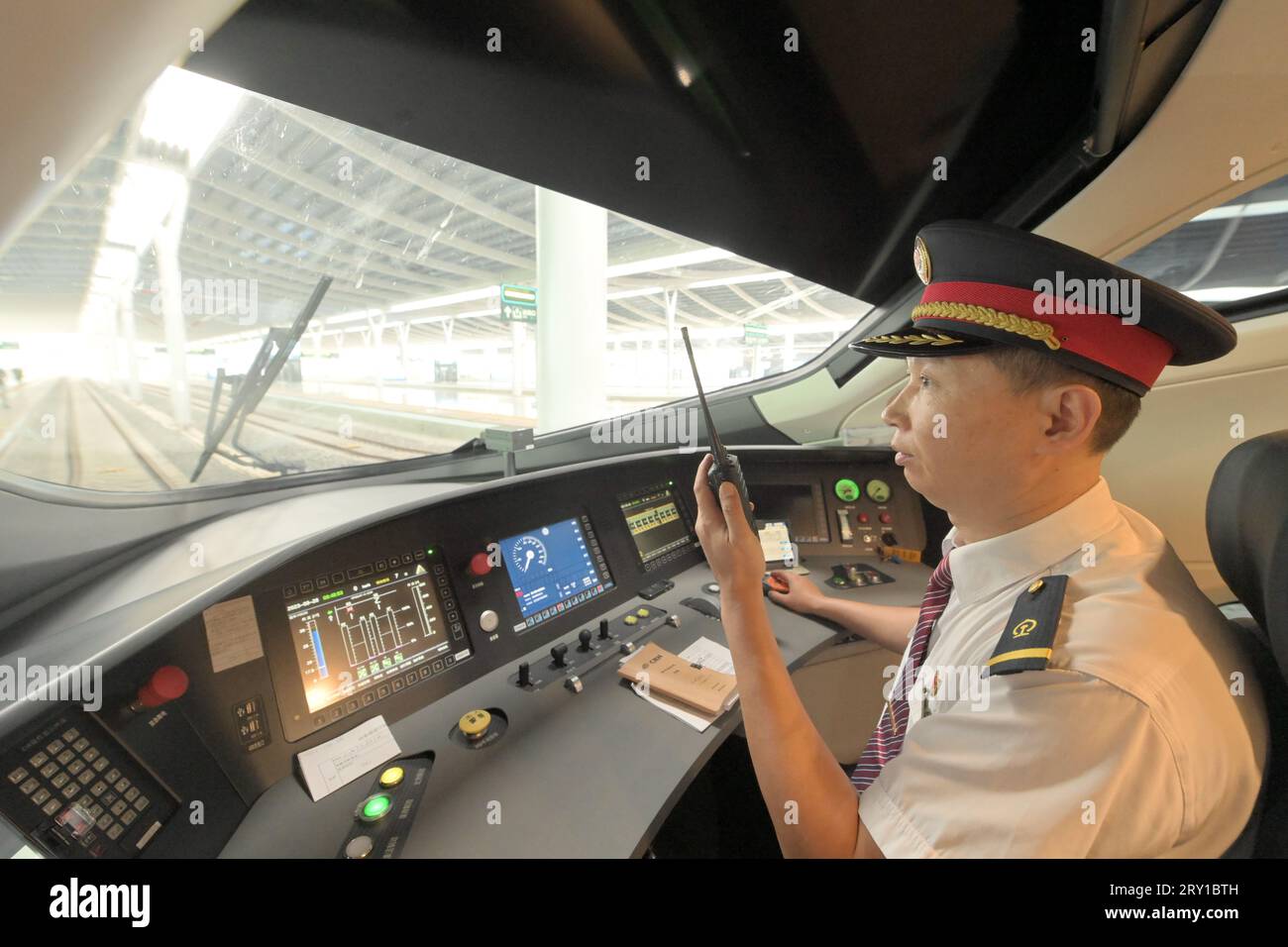 Km h 277 hi-res stock photography and images - Alamy