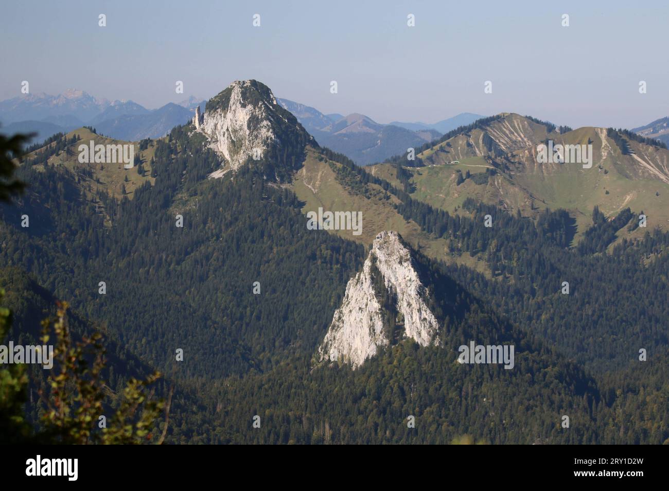 Hier der blick auf den leonhardstein hi-res stock photography and ...