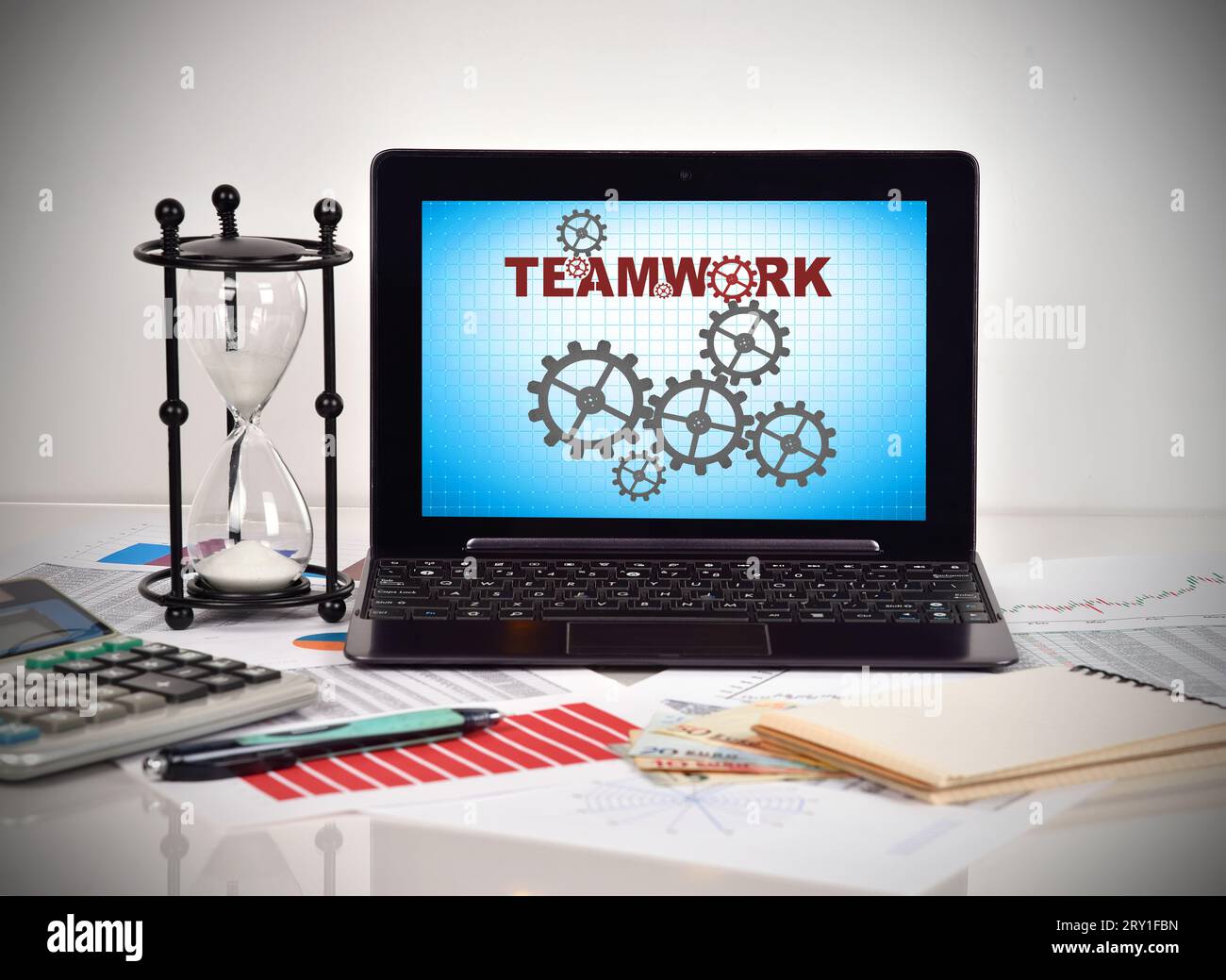 Notebook pc production system hi-res stock photography and images - Alamy