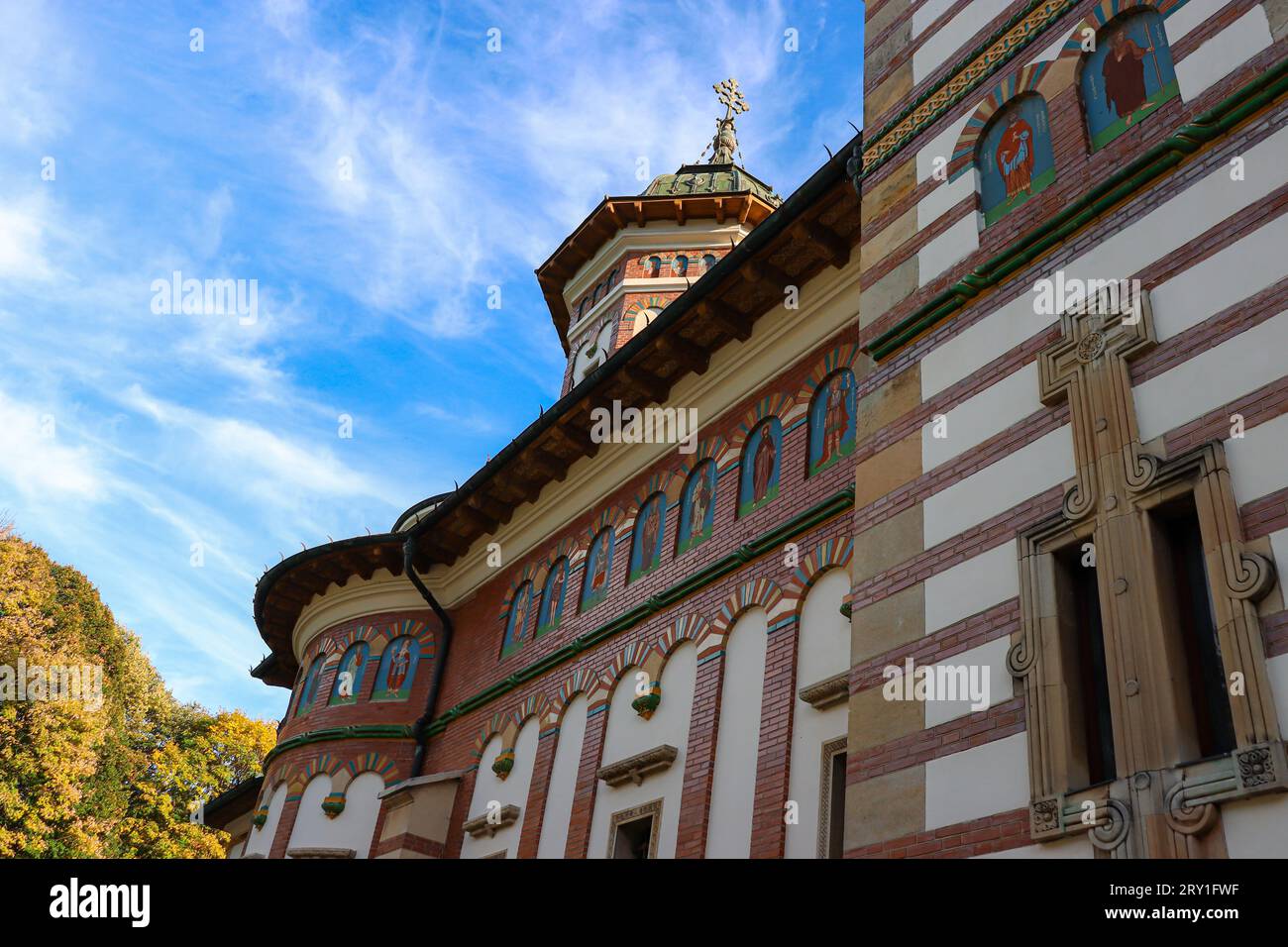 Mănăstirea Sinaia, the Great Church at the Sinaia Monastery colorful ...