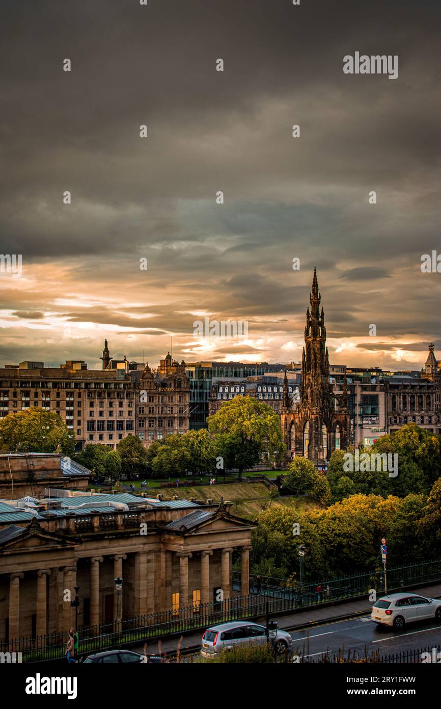Edinburgh gothic architecture hi-res stock photography and images - Alamy