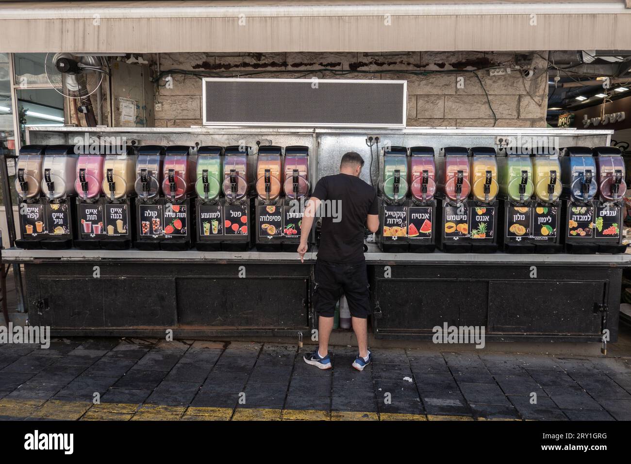 Jerusalem, Israel. 28th September, 2023. A street scene in the Shuk ...