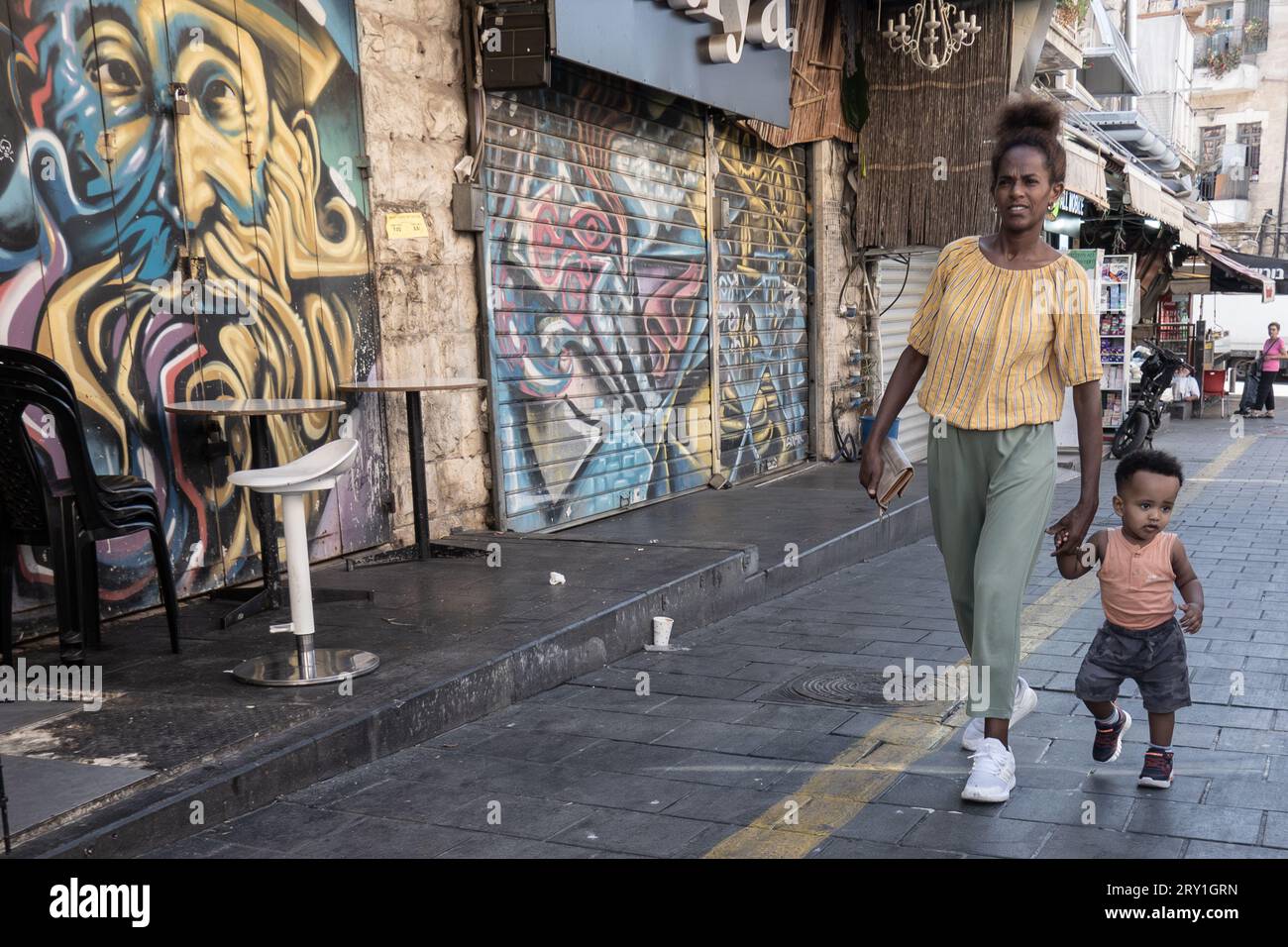 Jerusalem, Israel. 28th September, 2023. A street scene in the Shuk ...