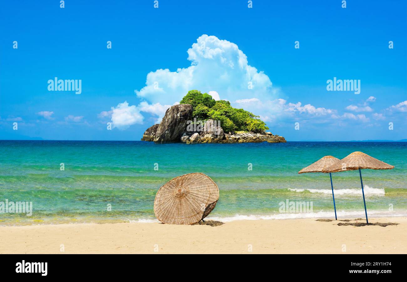 Summer island Beach Stock Photo - Alamy