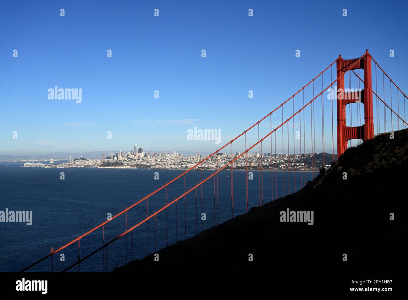 Cloudy golden gate bridge landscape hi-res stock photography and images ...