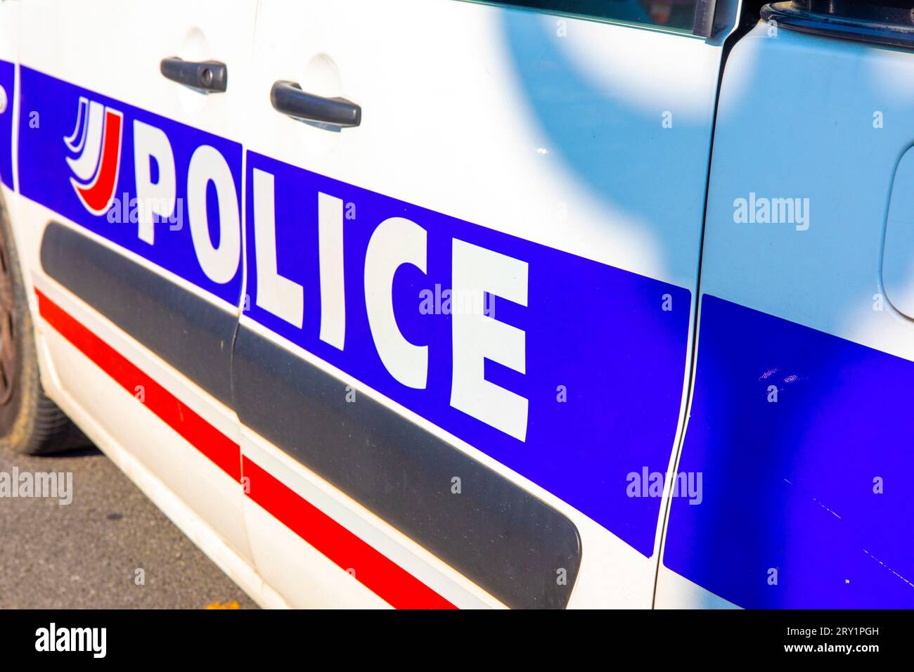 Police france hi-res stock photography and images - Alamy