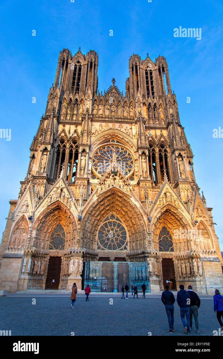 Europe, France, Grand-Est, Reims. Reims Cathedral of Notre Dame Stock ...