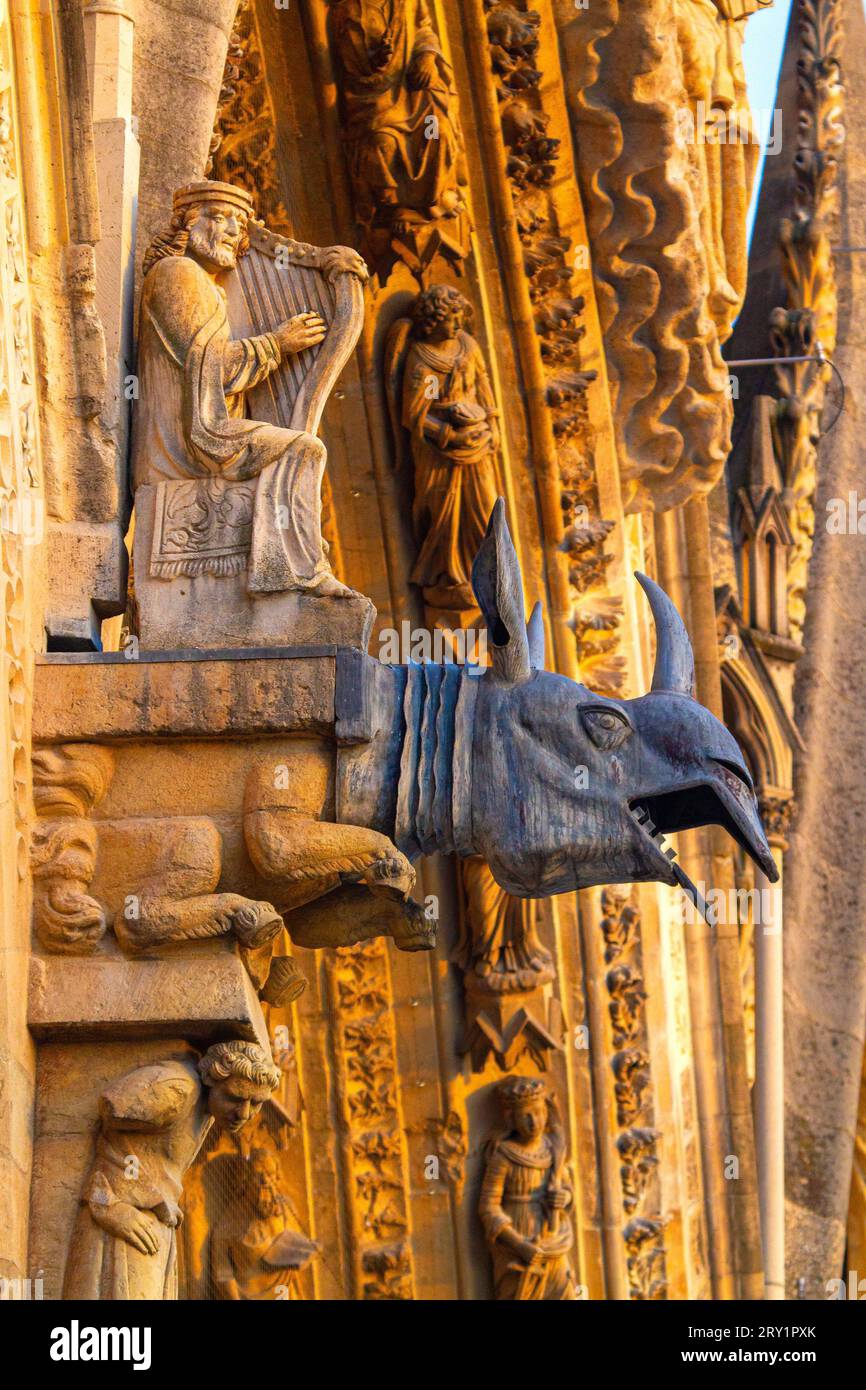 Europe, France, Grand-Est, Reims. Reims Cathedral of Notre Dame Stock ...