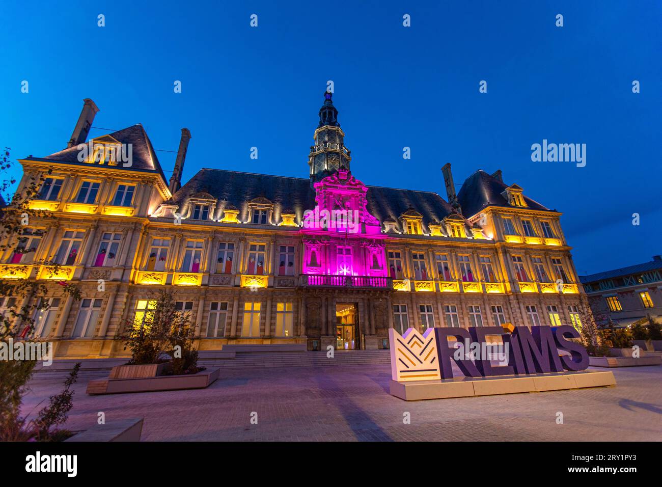 Europe, France, Grand-Est, Reims. City hall Stock Photo - Alamy