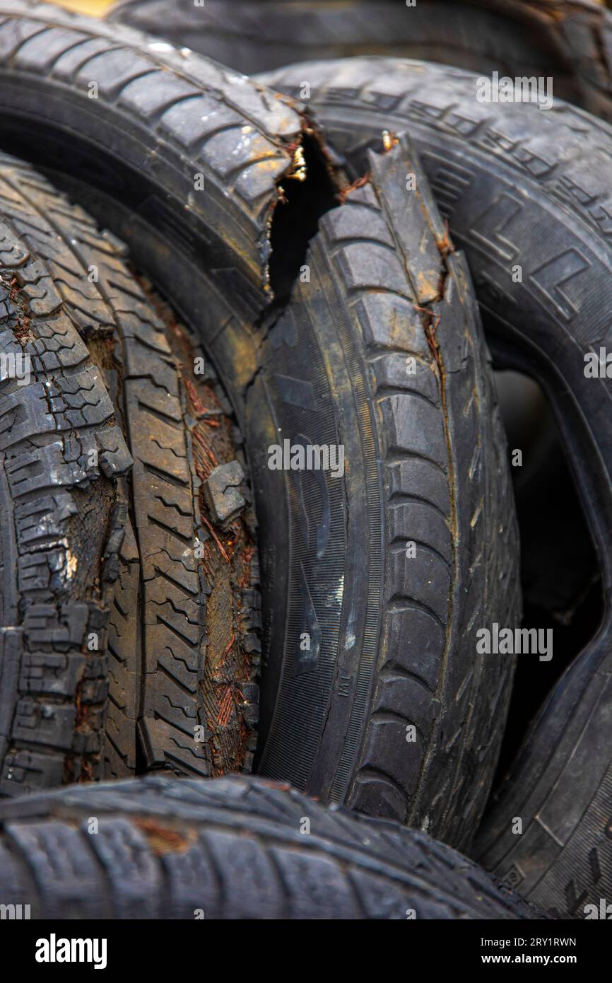 Poor people car hi-res stock photography and images - Alamy