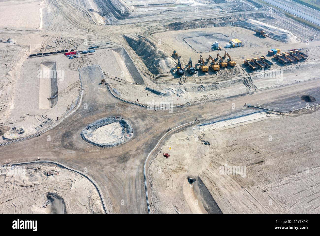 Future urbanism hi-res stock photography and images - Alamy