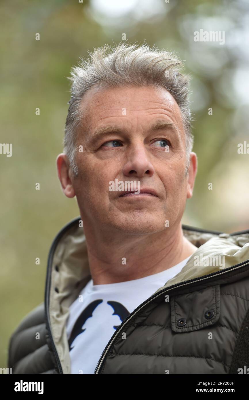 Release hq a hi-res stock photography and images - Alamy