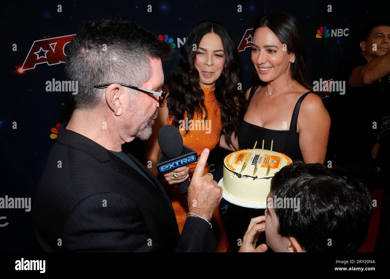 PASADENA, CA - SEPTEMBER 27: Simon Cowell, Terri Seymour, Lauren ...