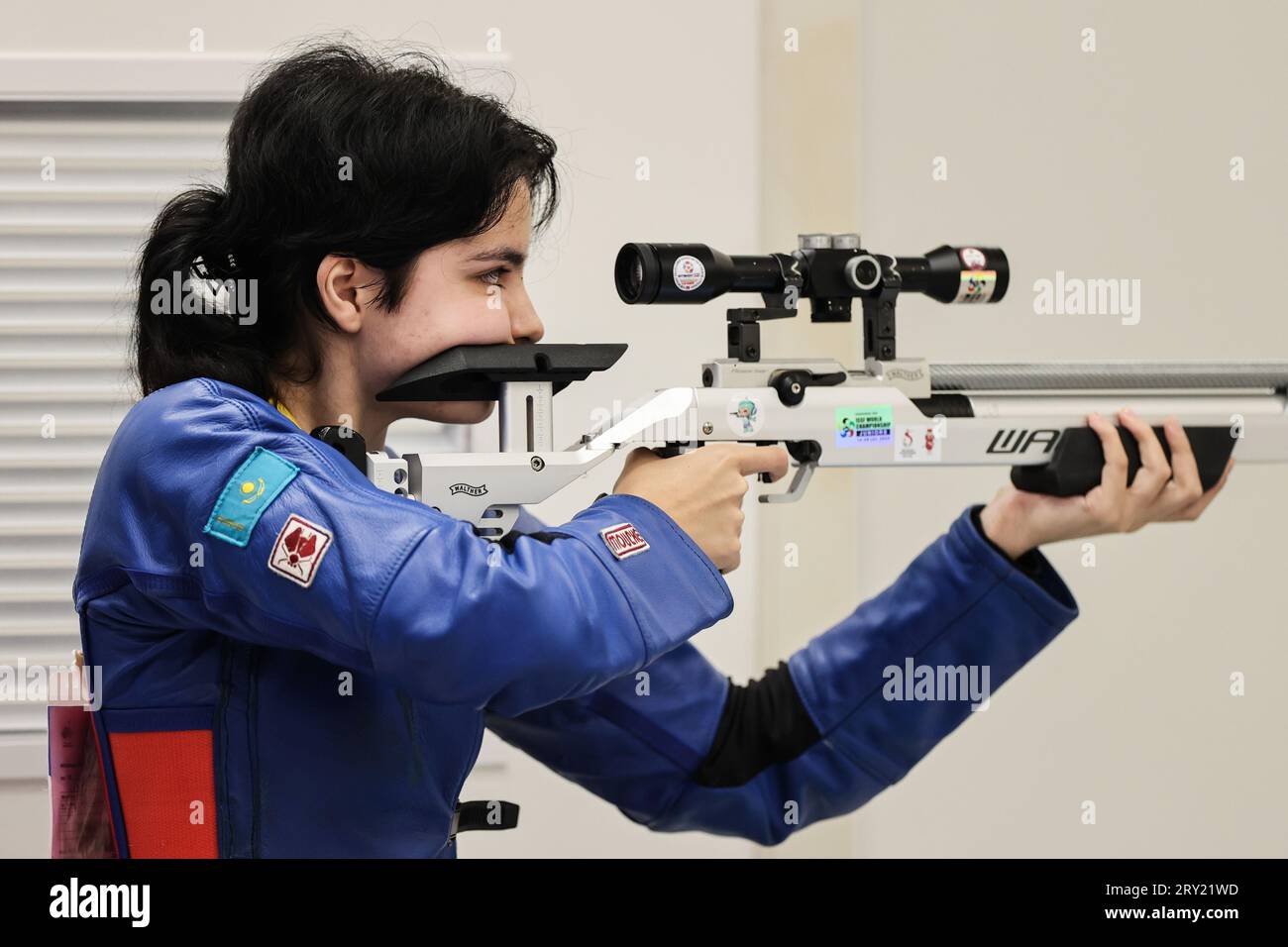 10m running target hi-res stock photography and images - Alamy