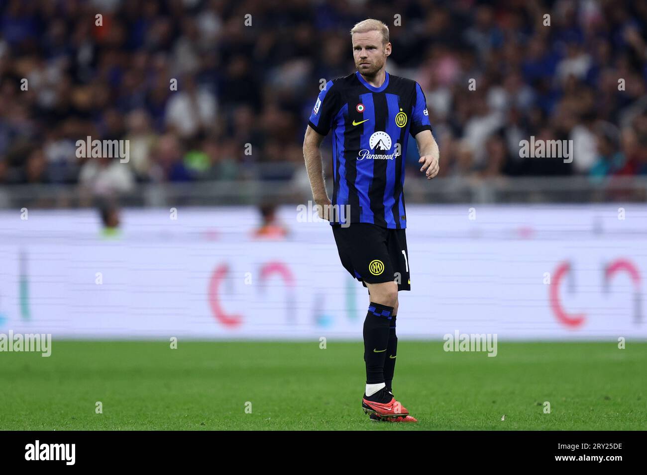Davy Klaassen of Fc Internazionale looks on during the Serie A match ...