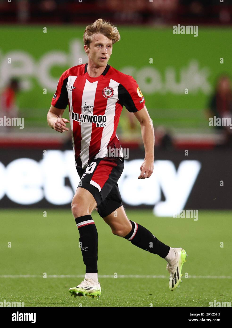 London, England, 27th September 2023. Mads Roerslev of Brentford during ...
