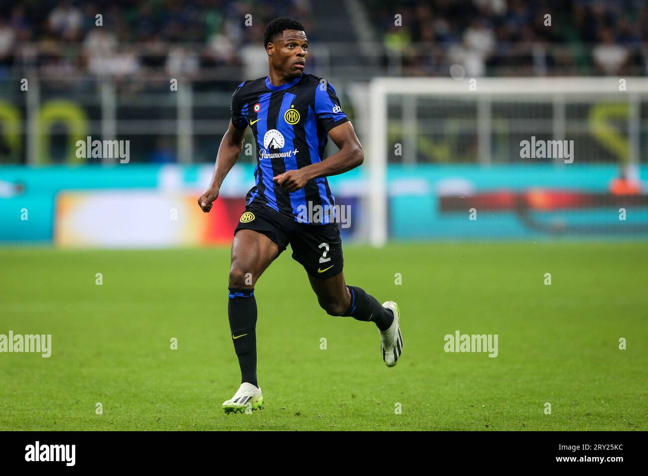 Dumfries, Inter player Stock Photo - Alamy