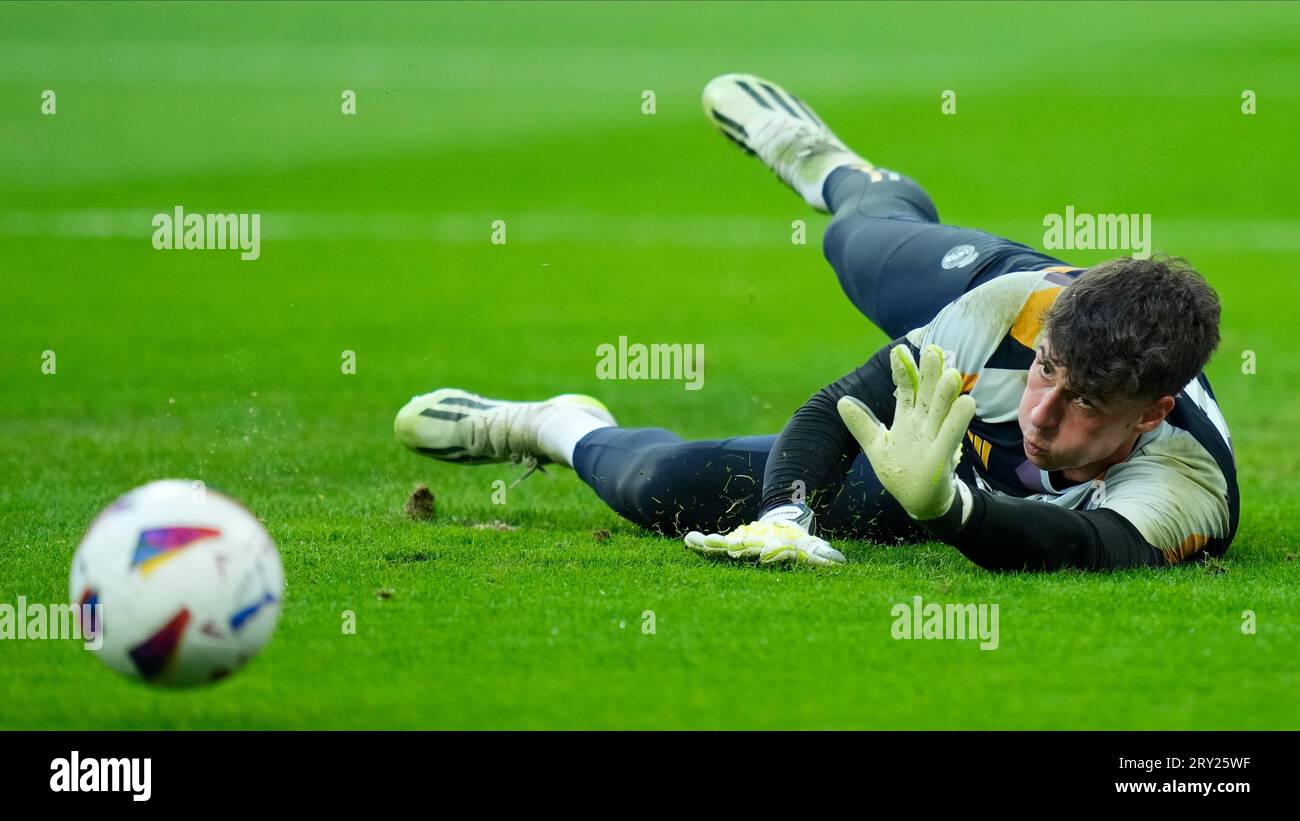 Kepa arrizabalaga real madrid hi-res stock photography and images - Alamy