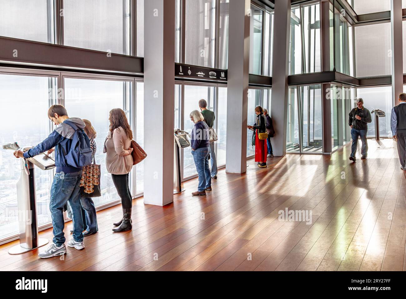 People enjoying the View from the observation deck at The Shard in ...