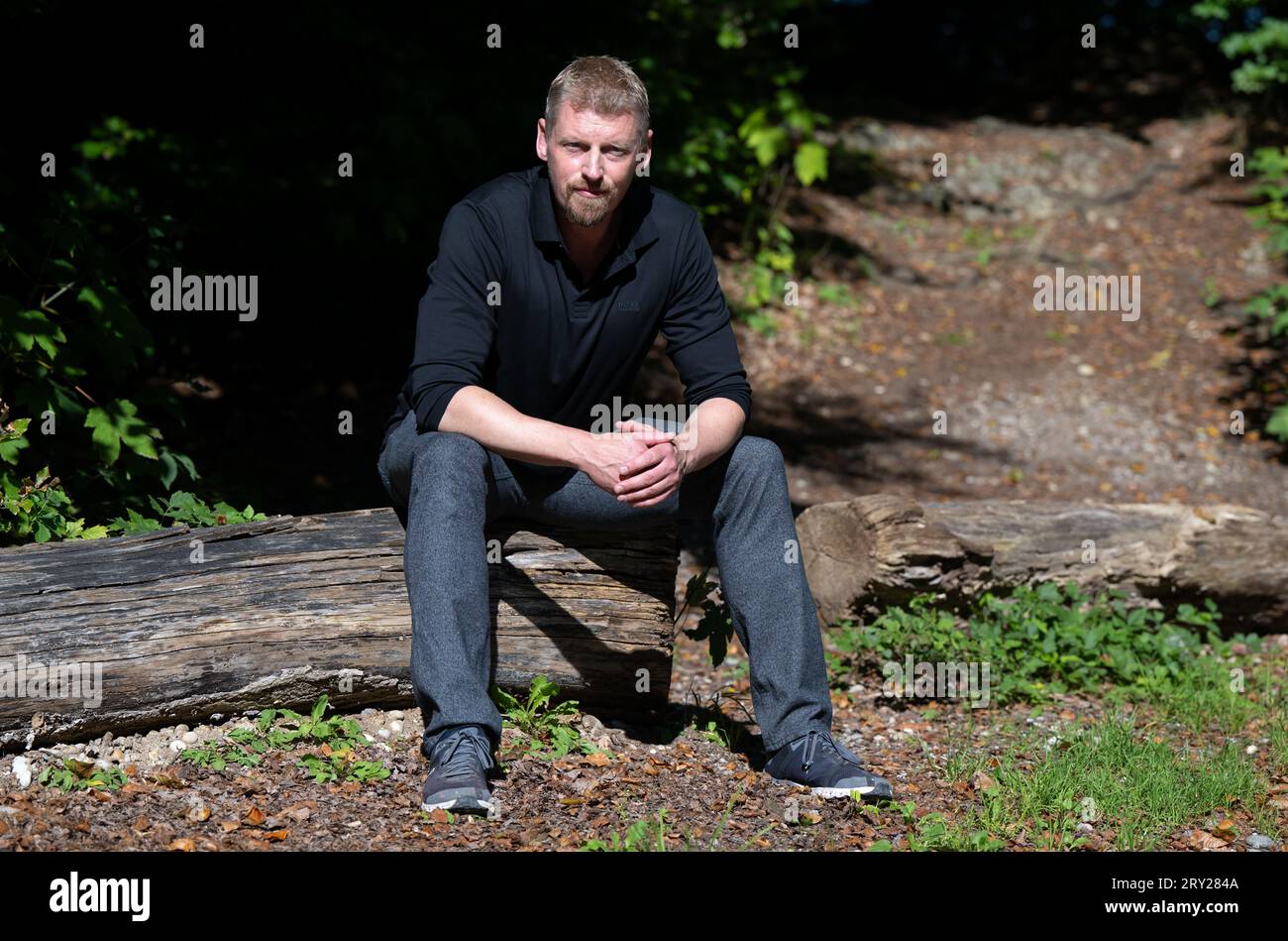 PRODUCTION - 28 September 2023, Bavaria, Grünwald: Martin Gruber, actor ...