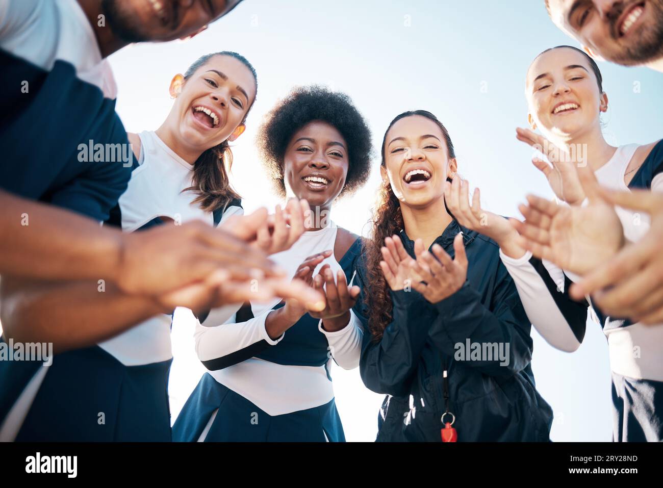 Dance team routine competition hi-res stock photography and images - Alamy
