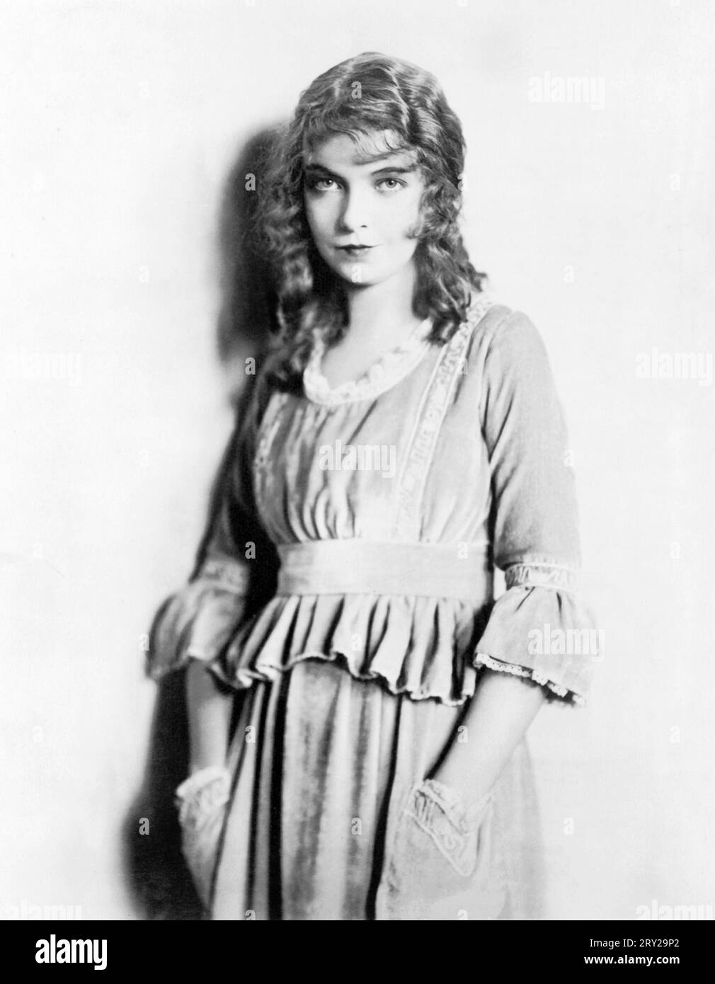 Lillian Gish by unknown photographer, ca. 1922 Lillian Gish, half ...