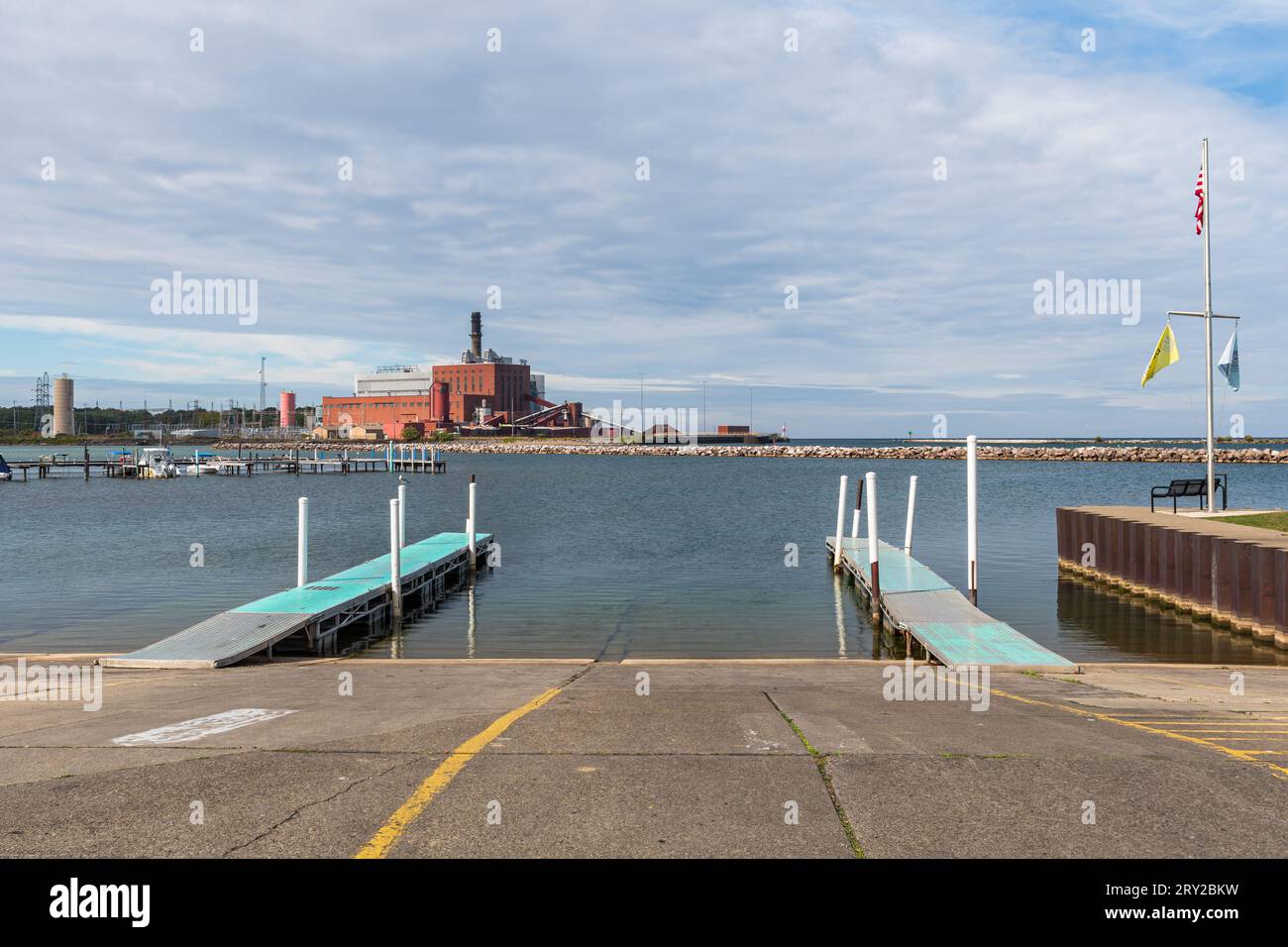 The boat launch into Lake Erie at the Dunkirk City Pier in Dunkirk, New ...
