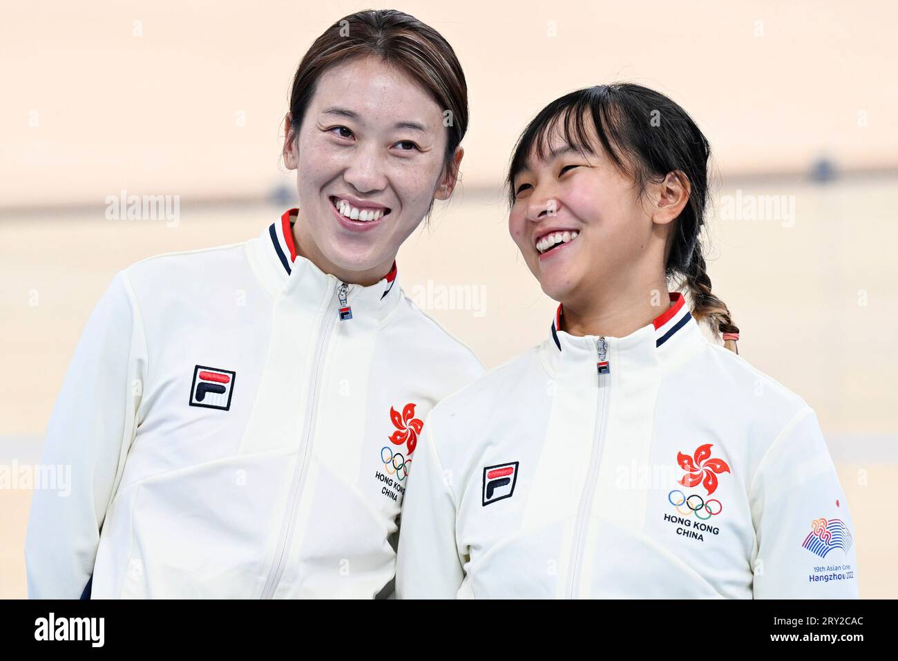 Hangzhou, China's Zhejiang Province. 28th Sep, 2023. Lee Sze Wing (R) and Yang Qianyu of China's ...