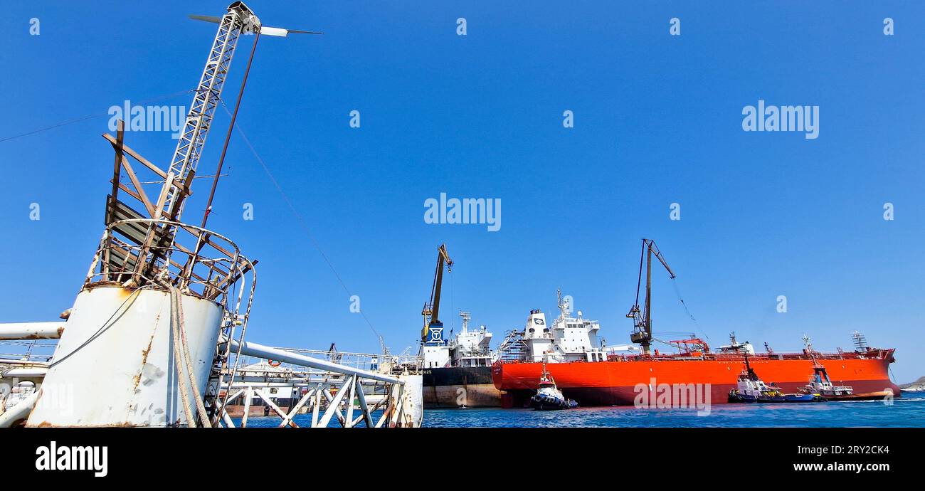 Onex neorion shipyard hi-res stock photography and images - Alamy