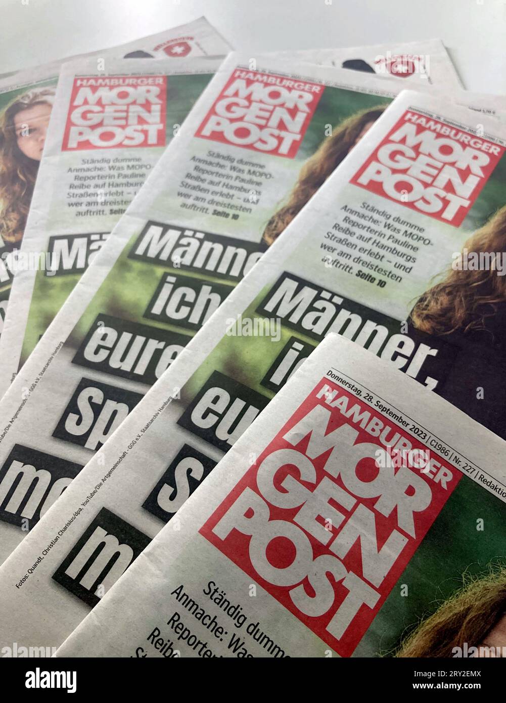 28 September 2023, Hamburg: Issues of the tabloid "Hamburger Morgenpost ...