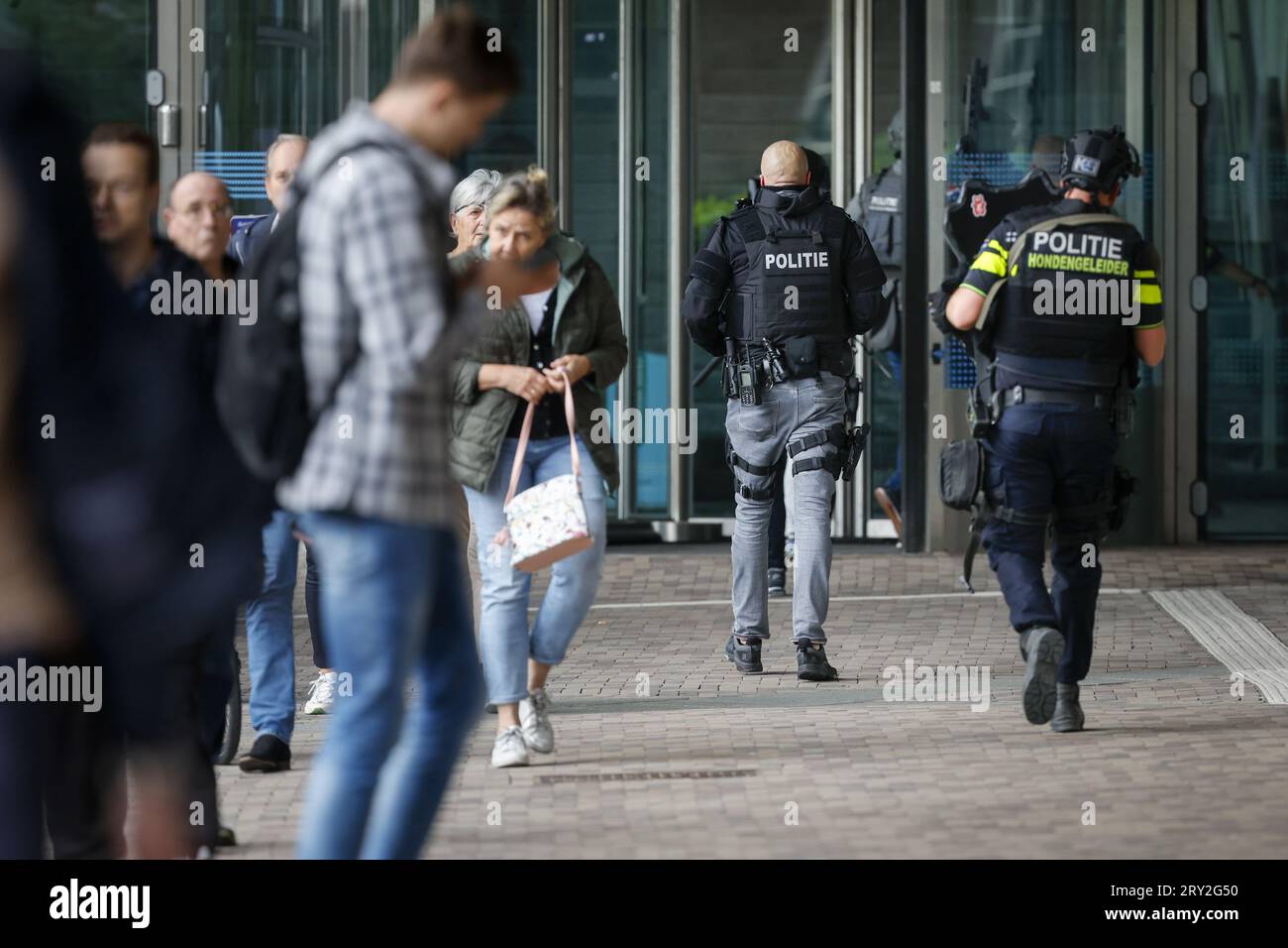 Politiemacht hi-res stock photography and images - Alamy