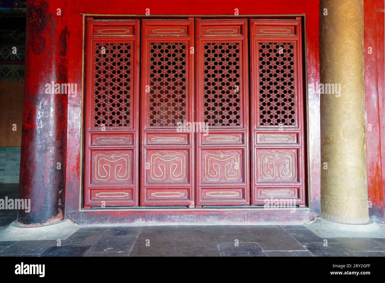 Red wooden window frames in the Eastern Tombs of the Qing Dynasty ...