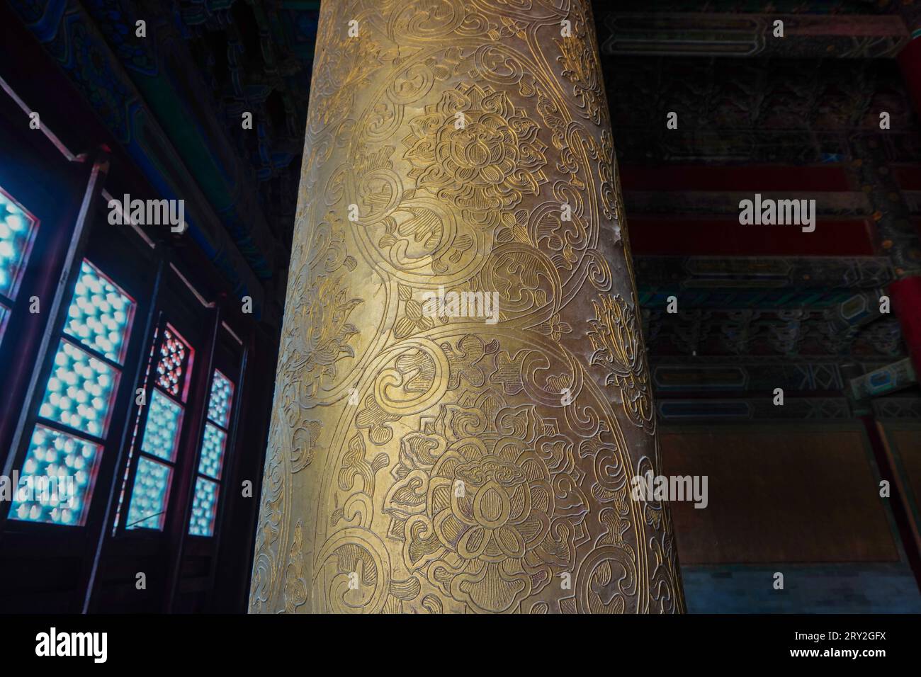 The patterns on the columns are in the Eastern Tombs of the Qing ...