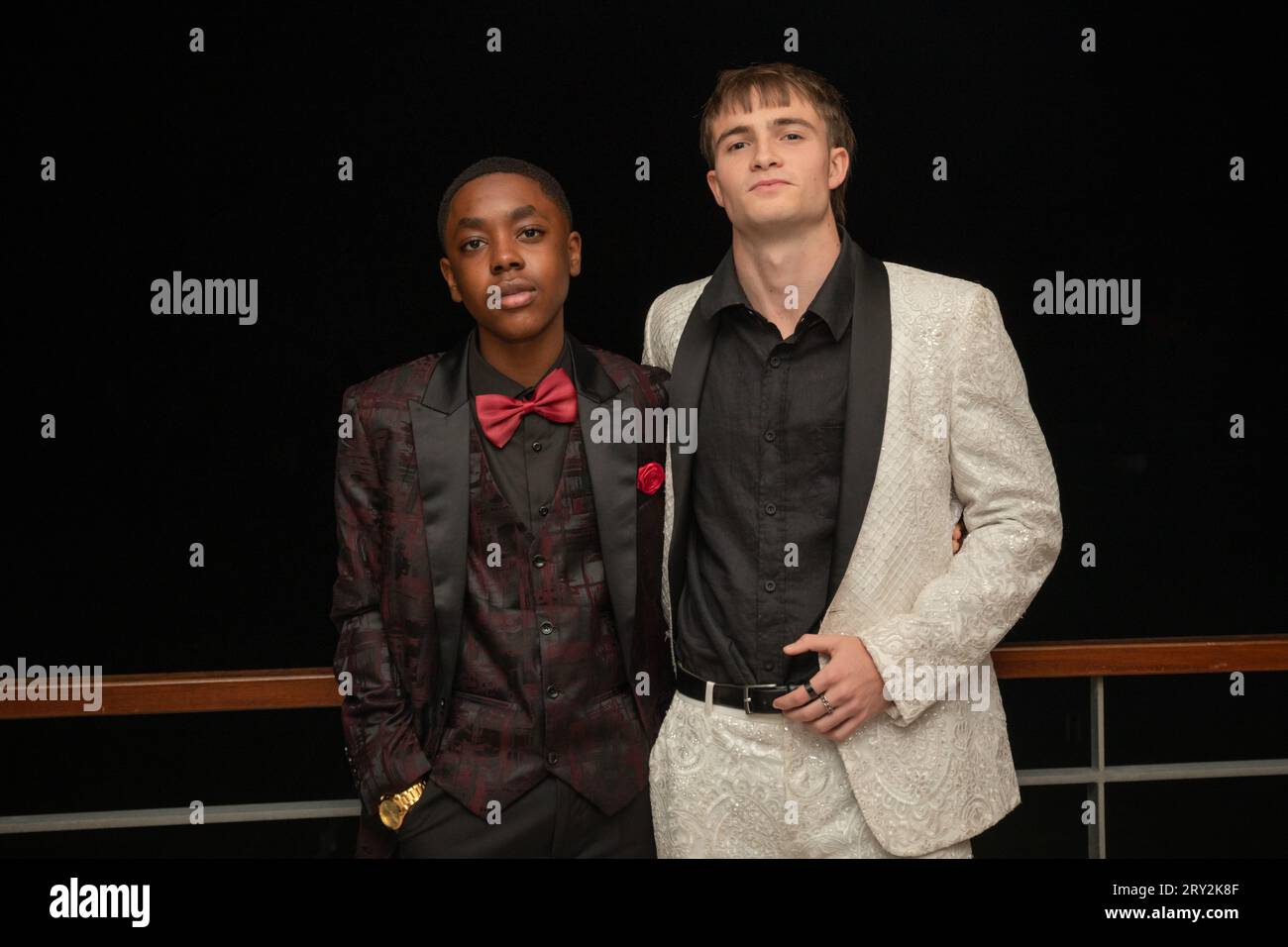 Two young men friends pose hi-res stock photography and images - Alamy