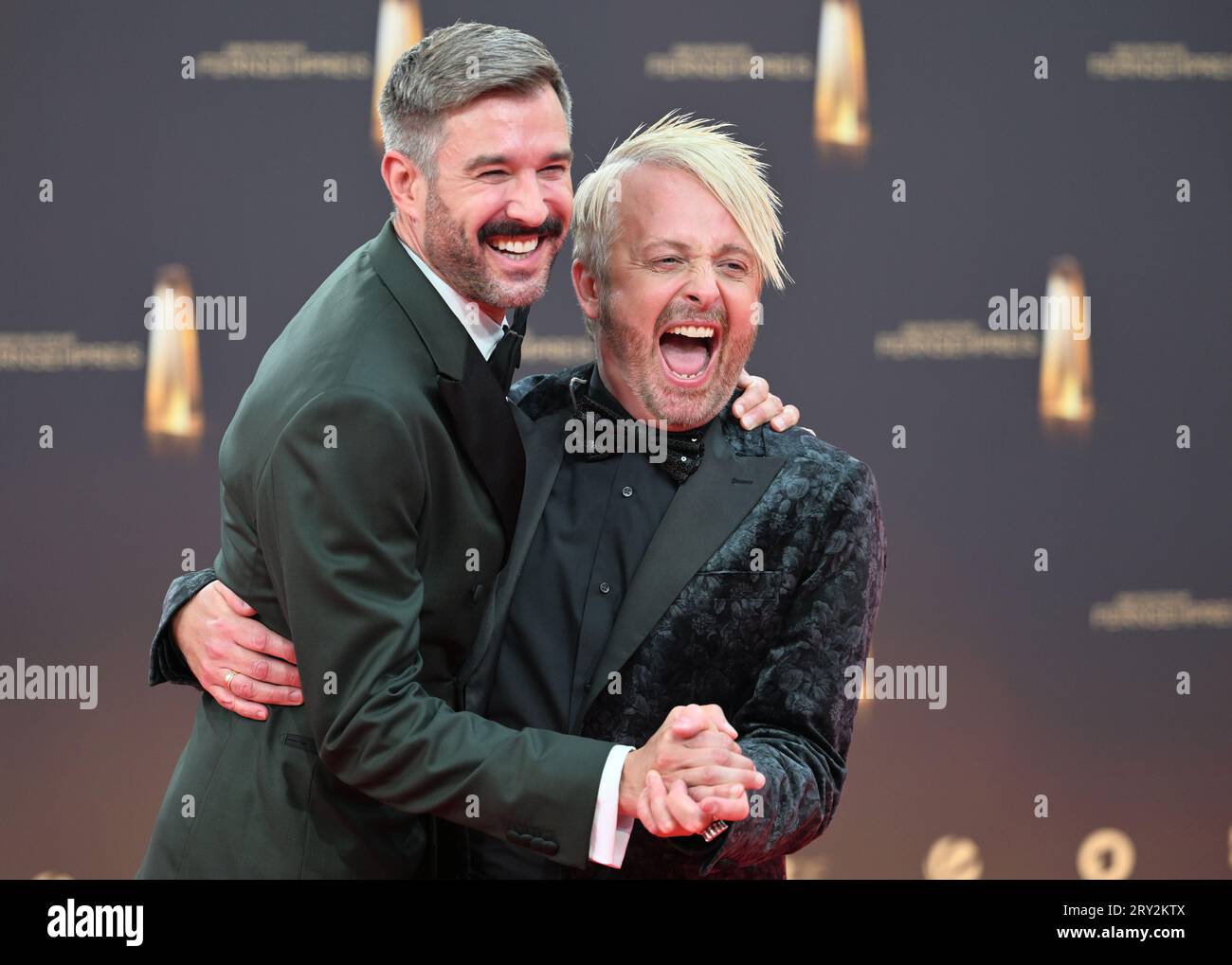 Cologne, Germany. 28th Sep, 2023. Actor Jochen Schropp (l) and ...