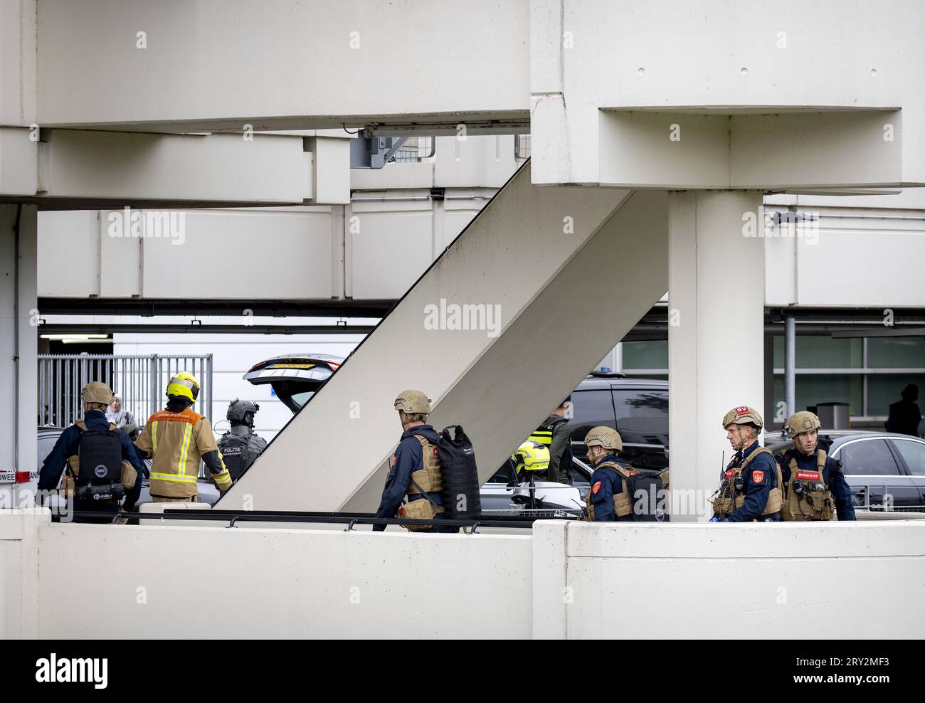ROTTERDAM - Fire brigade at the Erasmus MC Rotterdam on the Westzeedijk ...