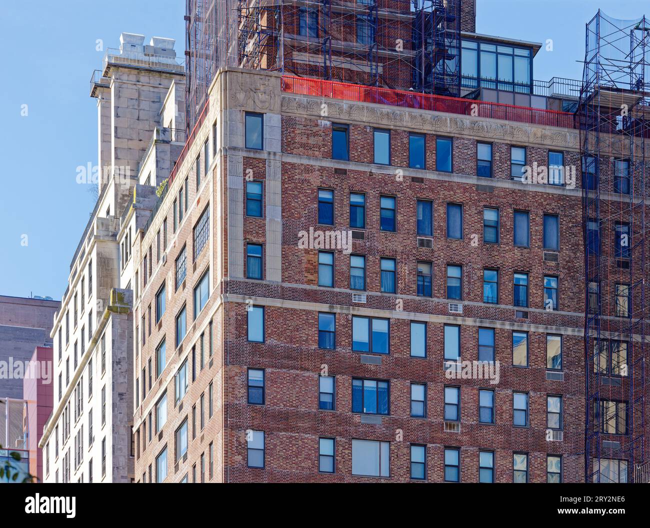 Motif parapet hi-res stock photography and images - Alamy