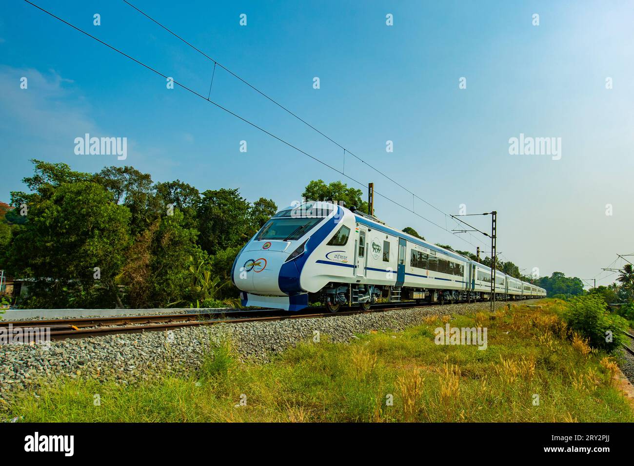 Vande bharat express hi-res stock photography and images - Alamy