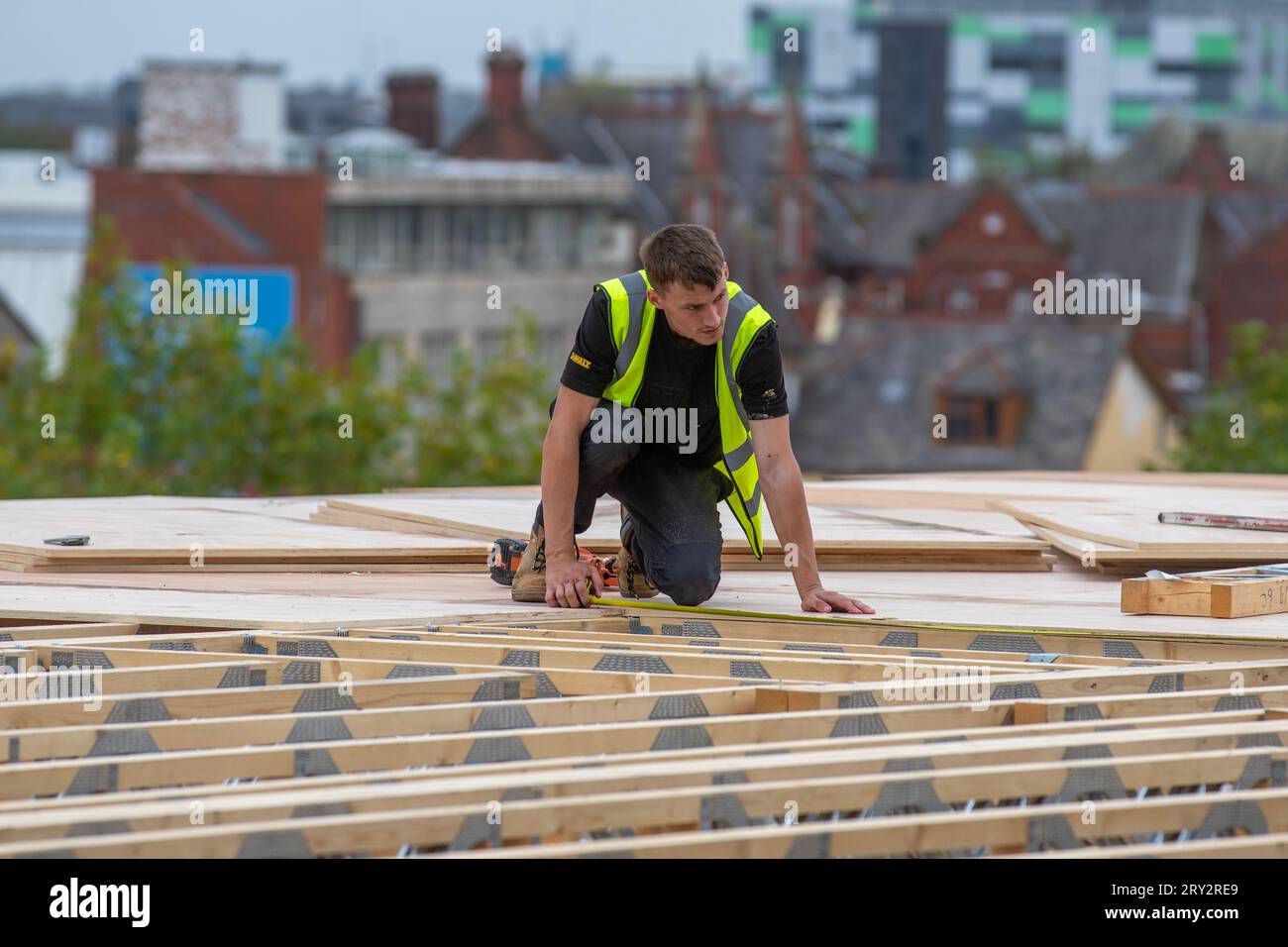 Extraordinary timber roof extension underway on city centre building in ...