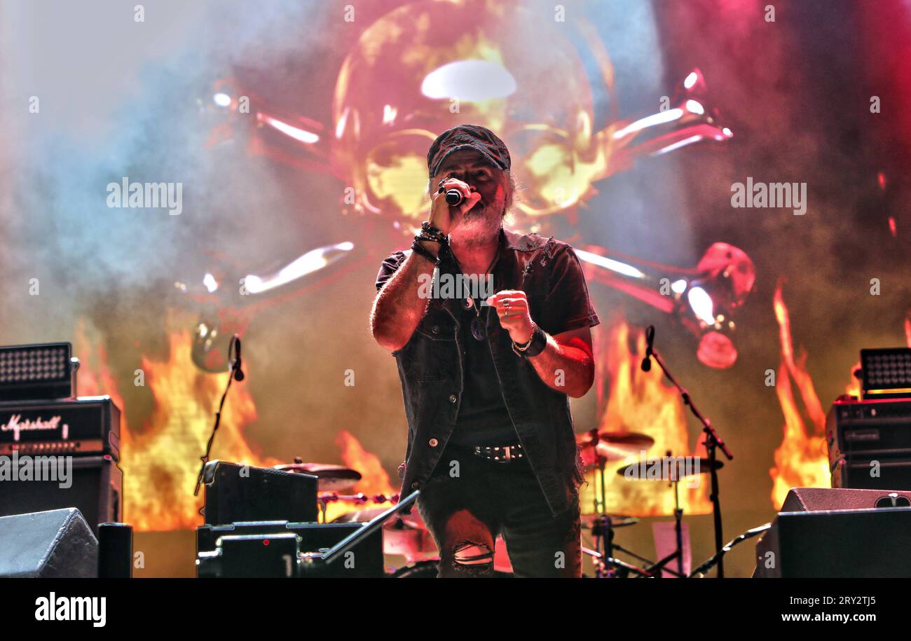 Krokus-Sänger Marc Storace. Konzert der schweizerischen Hard-Rock-Band ...