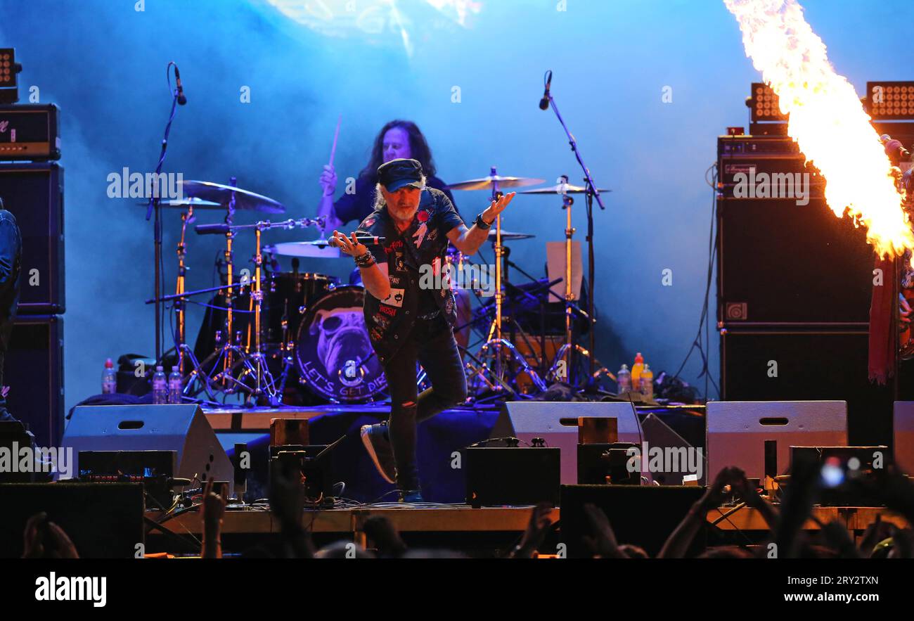 Konzert der schweizerischen Hard-Rock-Band Krokus am Riverside Festival ...