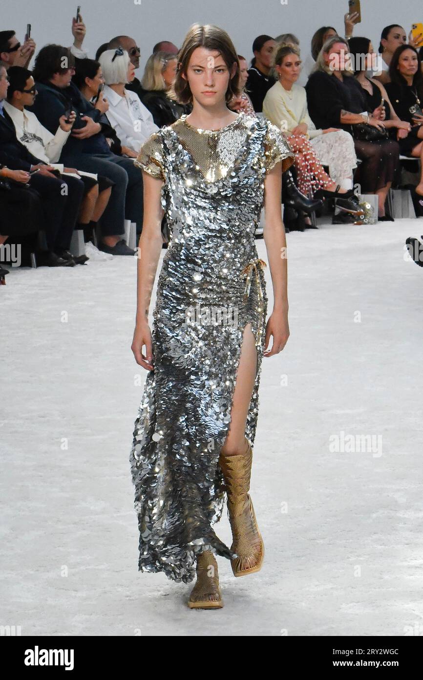 Paris, France. 28th Sep, 2023. A model walks at the Paco Rabanne fashion show during the Spring ...