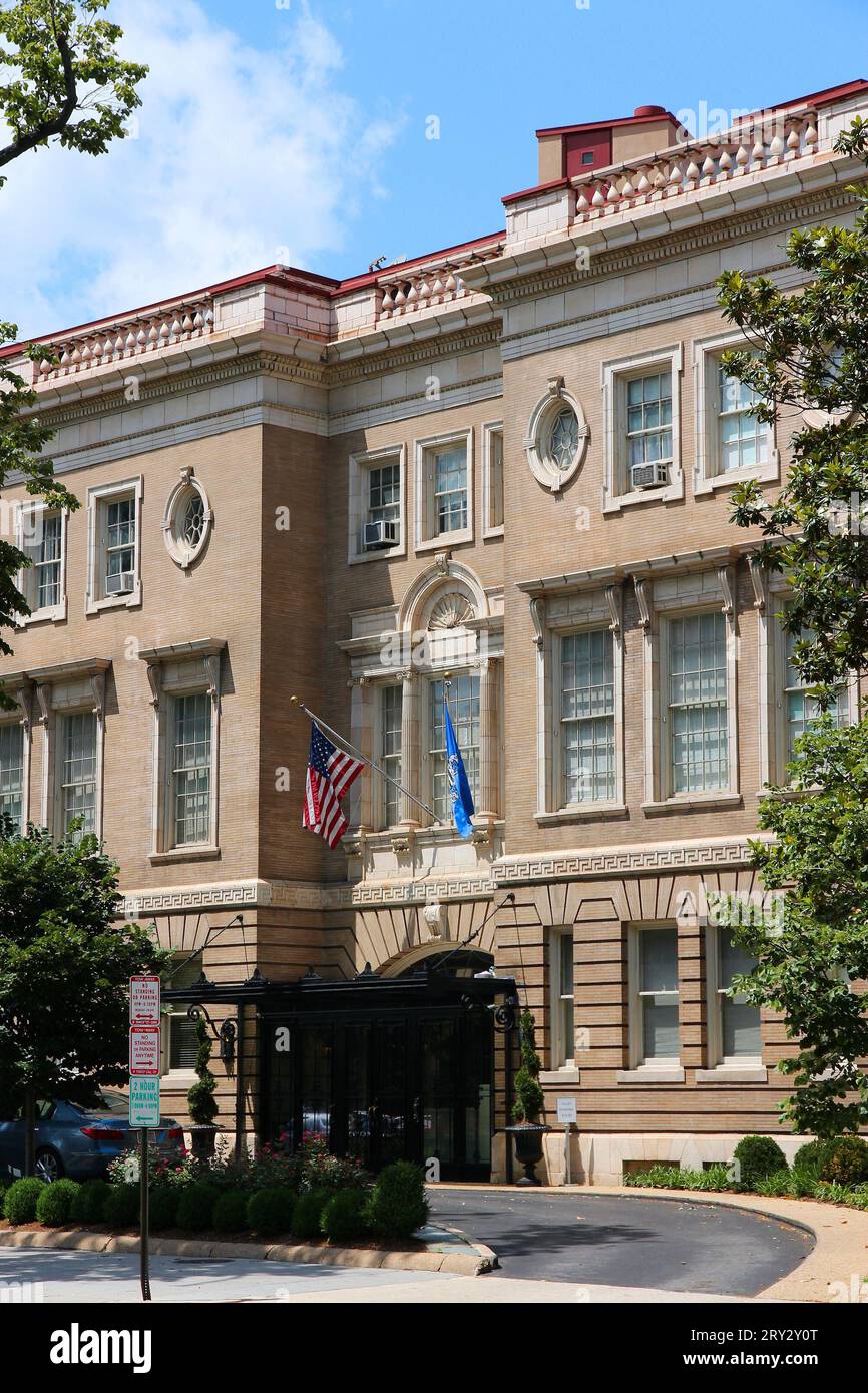 WASHINGTON DC, USA - JUNE 13, 2013: Sulgrave Club private women's club ...