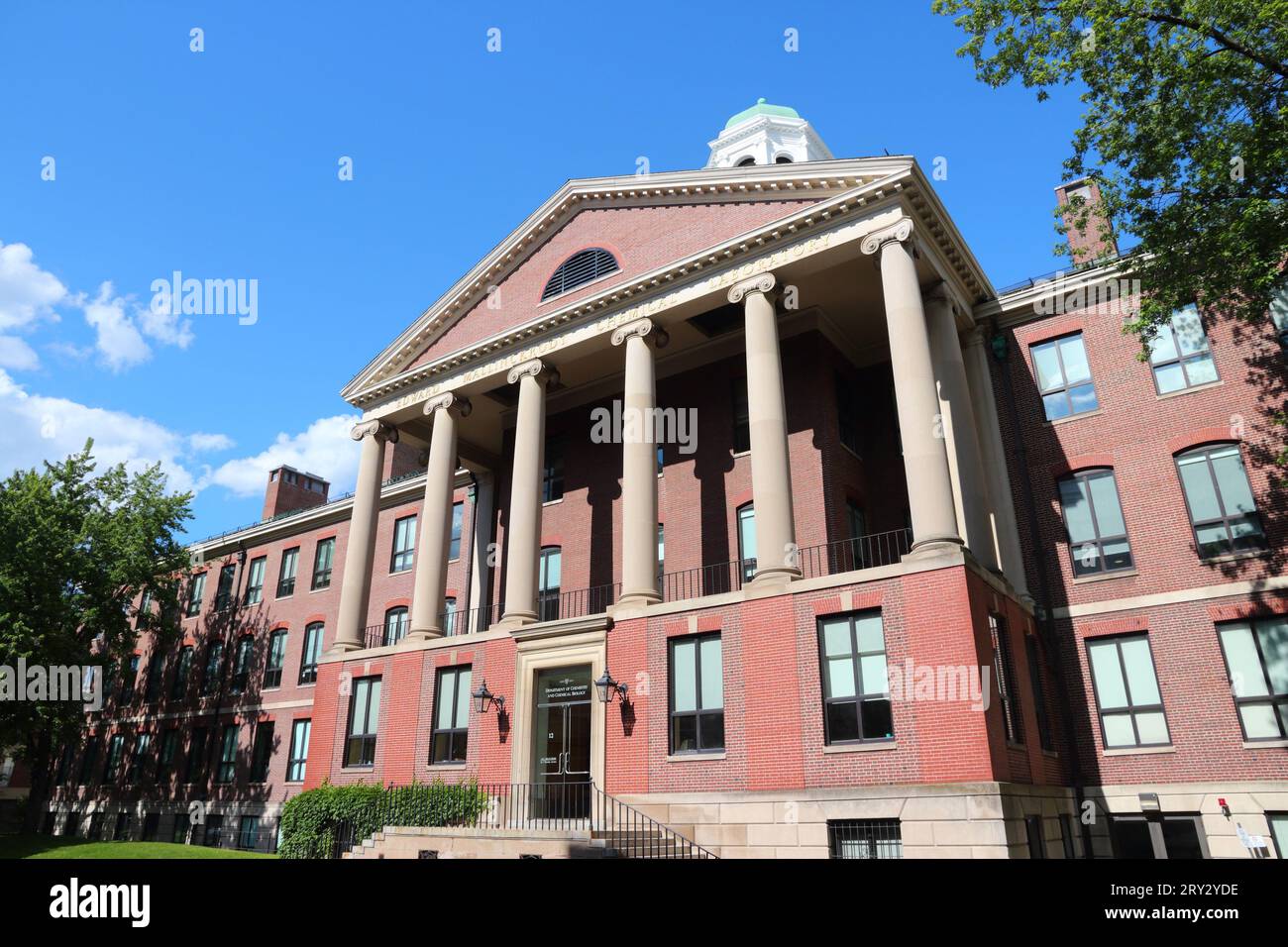 CAMBRIDGE, USA - JUNE 9, 2013: Edward Mallinckrodt chemical laboratory ...